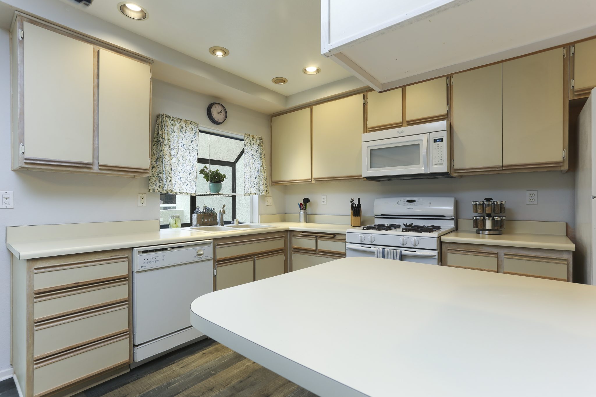 26338 W Grove Circle #67, Lake Forest | Danny Murphy & Associates